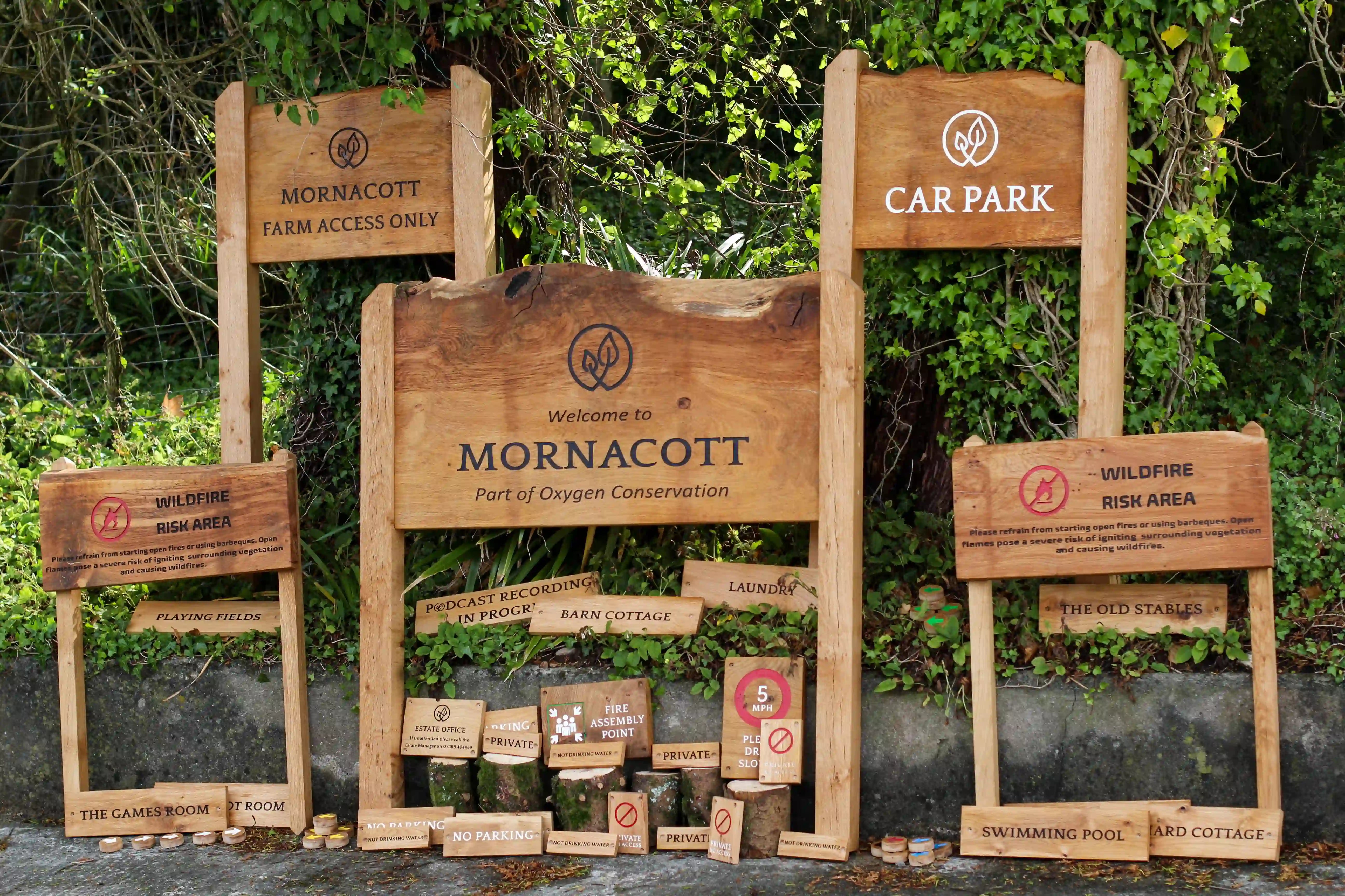 Event Signs – Grain Designs