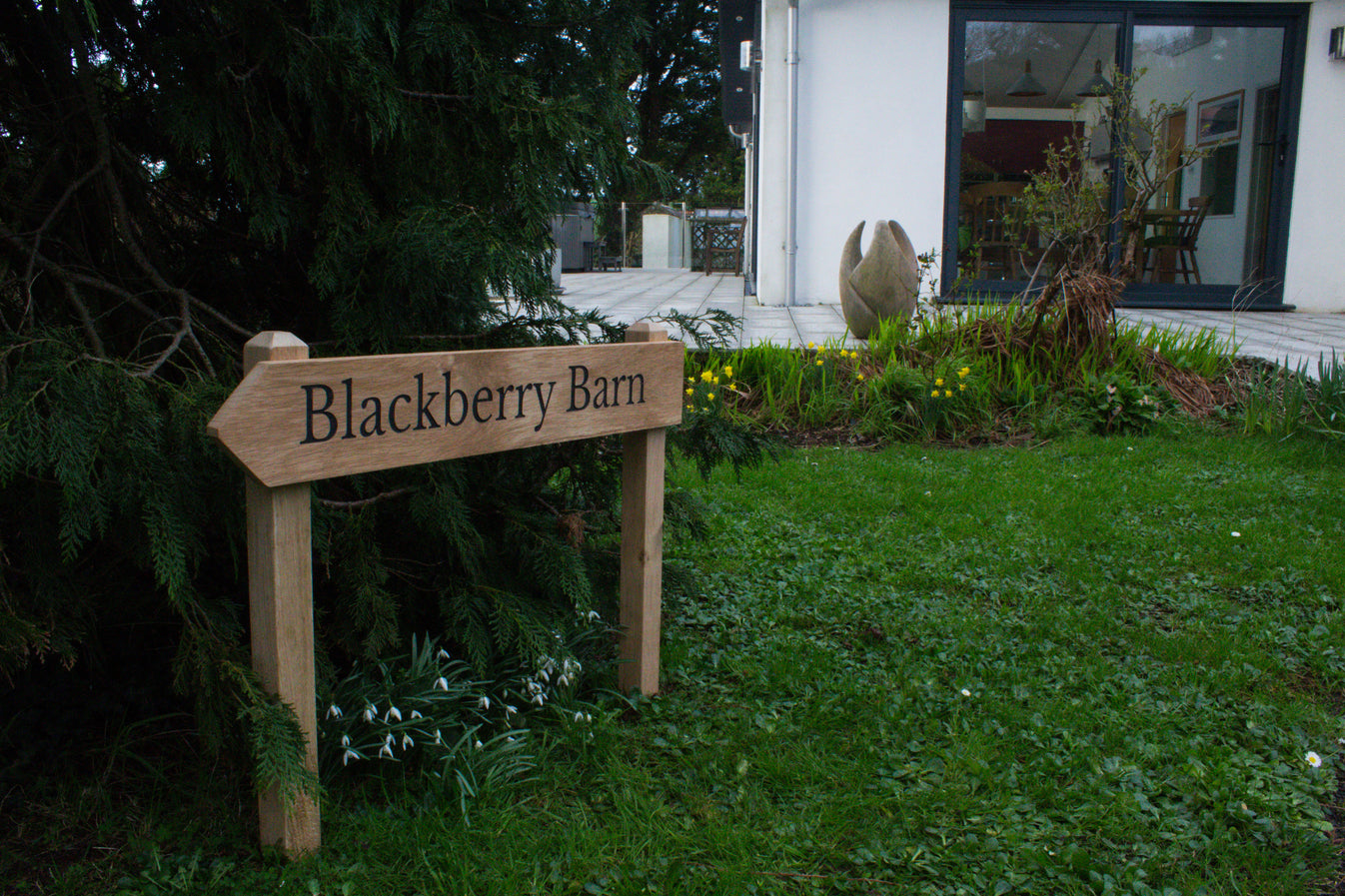 Directional Free-Standing House Signs | Grain Designs